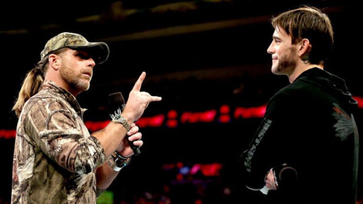 Shawn Michaels comenta retorno de CM Punk a WWE Shawn Michaels comenta retorno de CM Punk a WWE